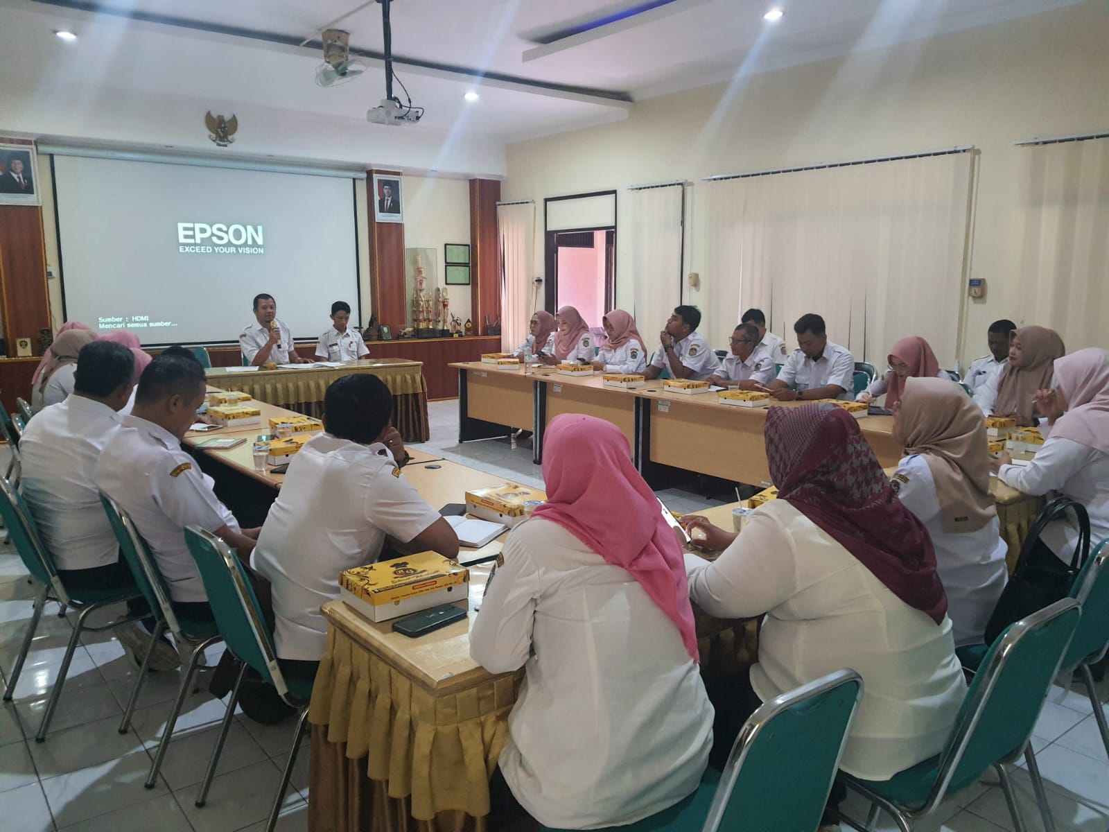 Rakor Evaluasi Perkembangan Pengisian Data Prodeskel dan Epdeskel ...